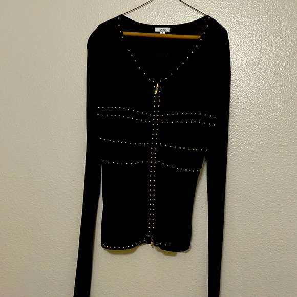 Cache | Sweaters | Missing Accessories On The Back | Poshmark
